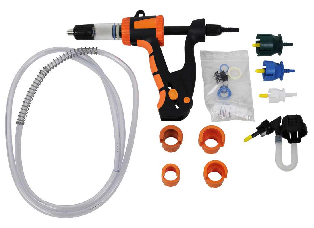 Masterline™ 12.5mL Bottle/Tube Injector Syringe | Hog Slat